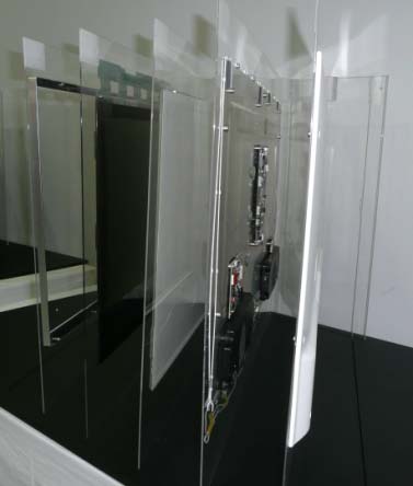 Sharp setting TV free with lightweight panel